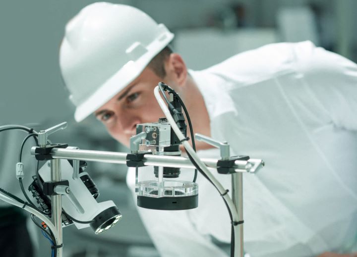 ¿Qué hace un Ingeniero en Mecatrónica? | FISICC