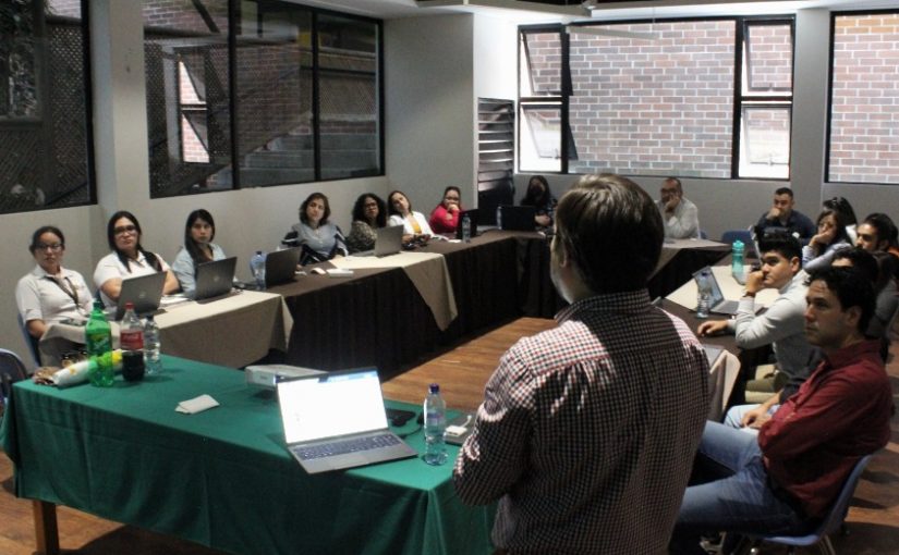 Centros de Enseñanza y Aprendizaje para las Universidades de ...