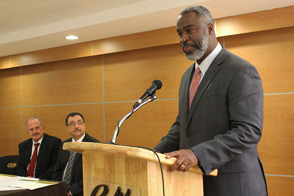 Universidad Galileo firma convenio con Auburn University - FACTI